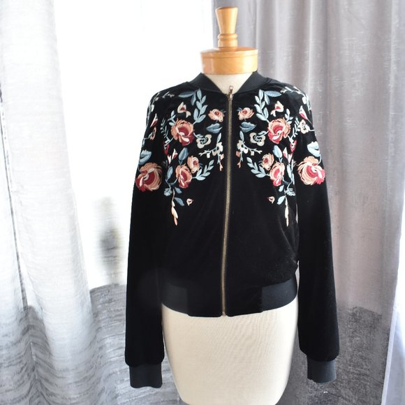 Lucy Paris | Jackets & Coats | Lucy Paris Black Velvet Flower Zip Up S ...